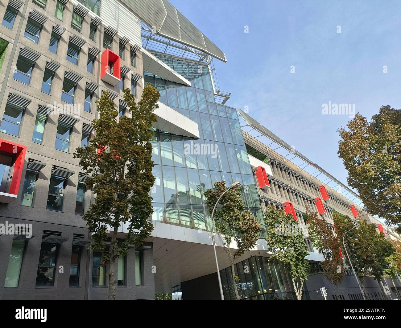 Europ France Ile de France Grand Paris Montrouge : modern architecture ...