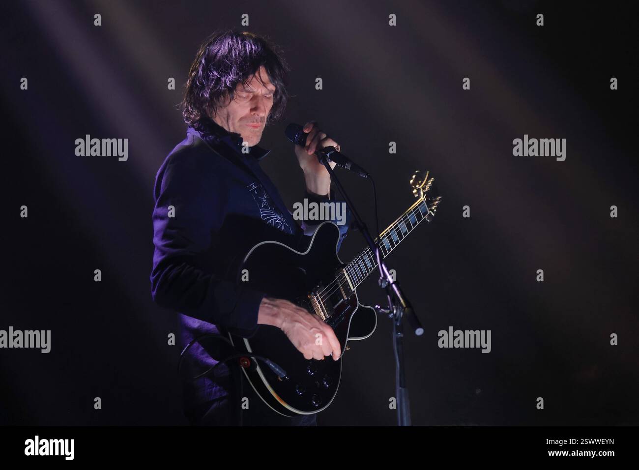 21.102.2025, The Archive, Dave Pen, im Konzert live im Tempodrom Berlin ...