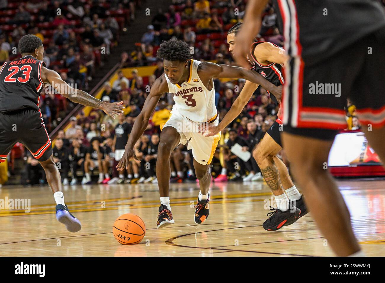 Arizona State Sun Devils guard Joson Sanon (3) drives toward the basket ...