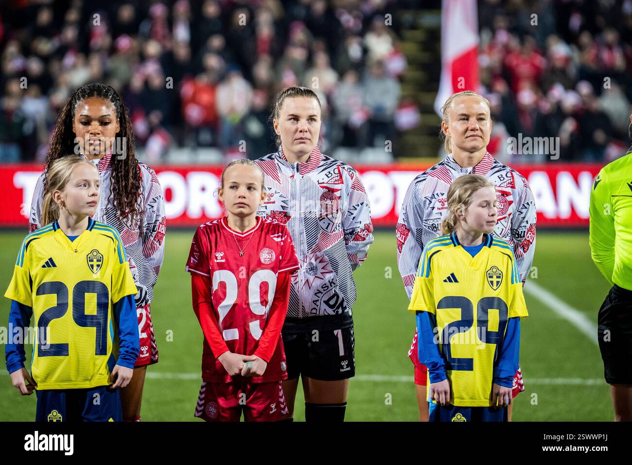 Odense, Denmark. 21st Feb, 2025. Isabella Obaze (2), goalkeeper Maja ...