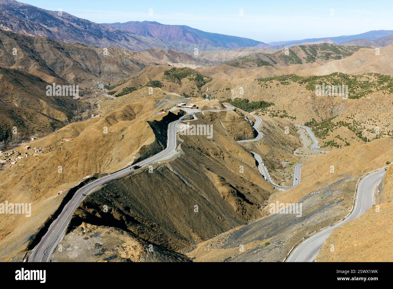 Tizi n'Tichka is a mountain pass in Morocco that connects Marrakech to ...