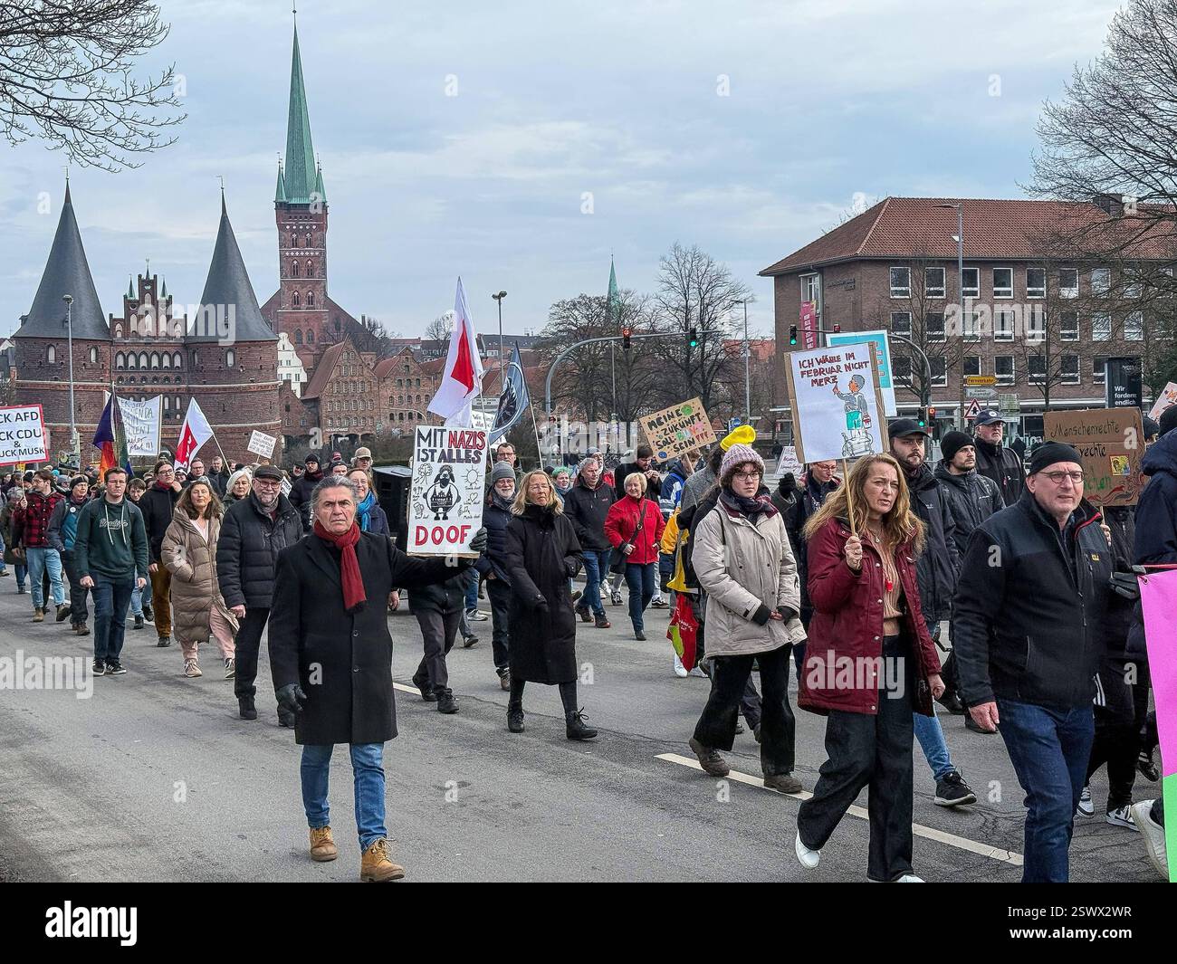 Erstaunlich Demo Lubeck Heute Bild