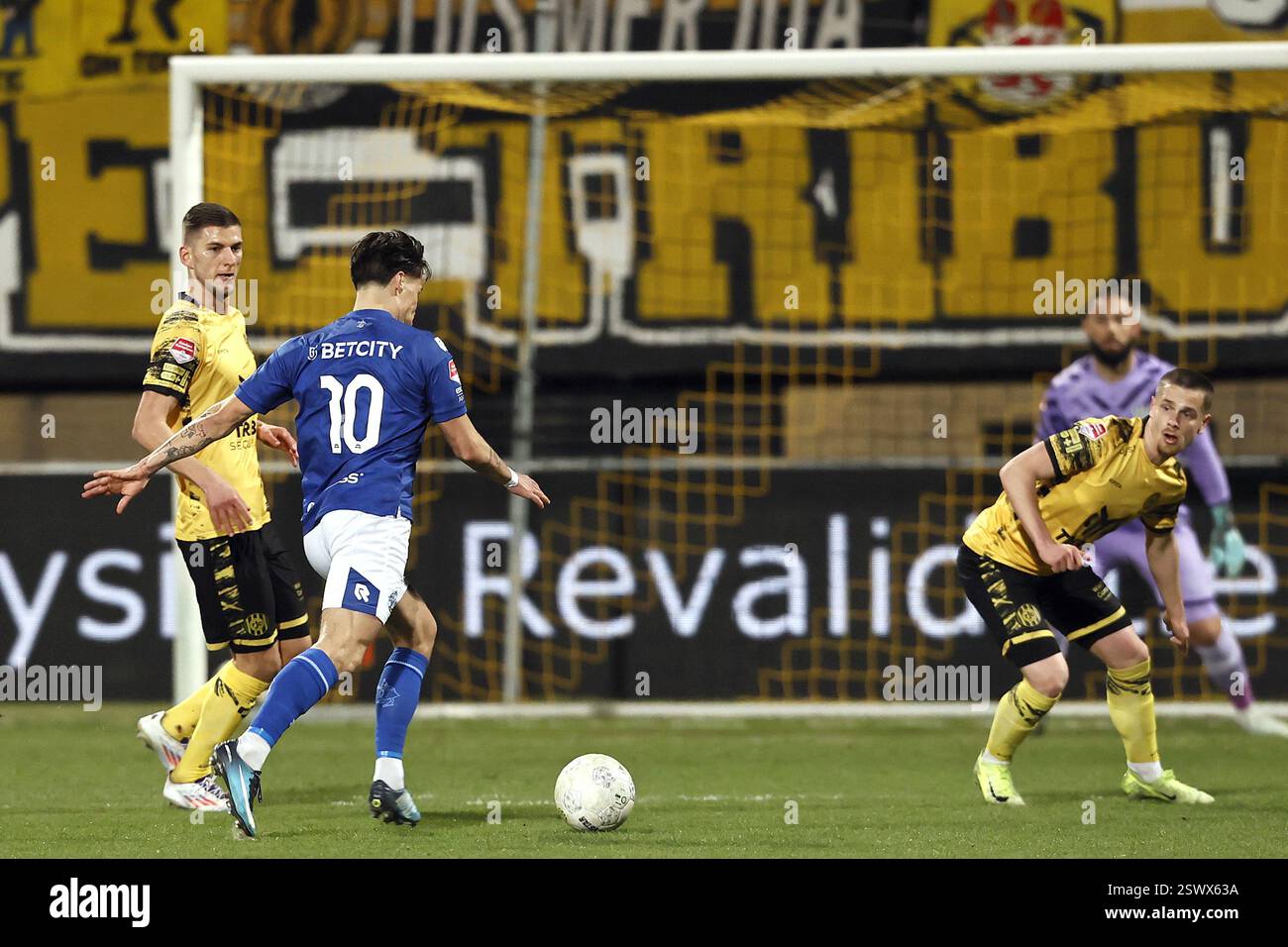 KERKRADE, Netherlands. 21st Feb, 2025. football, Dutch Keuken Kampioen ...