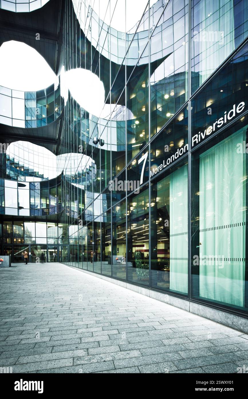 7 More London Riverside, modern architecture, exterior view. London, UK ...