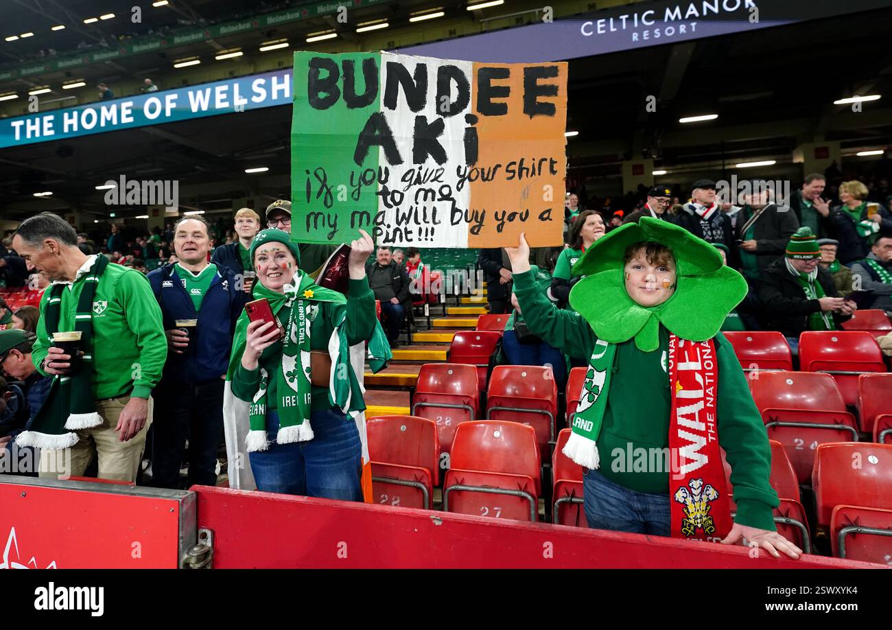 Ireland fans before the Guinness Men's Six Nations match at the ...