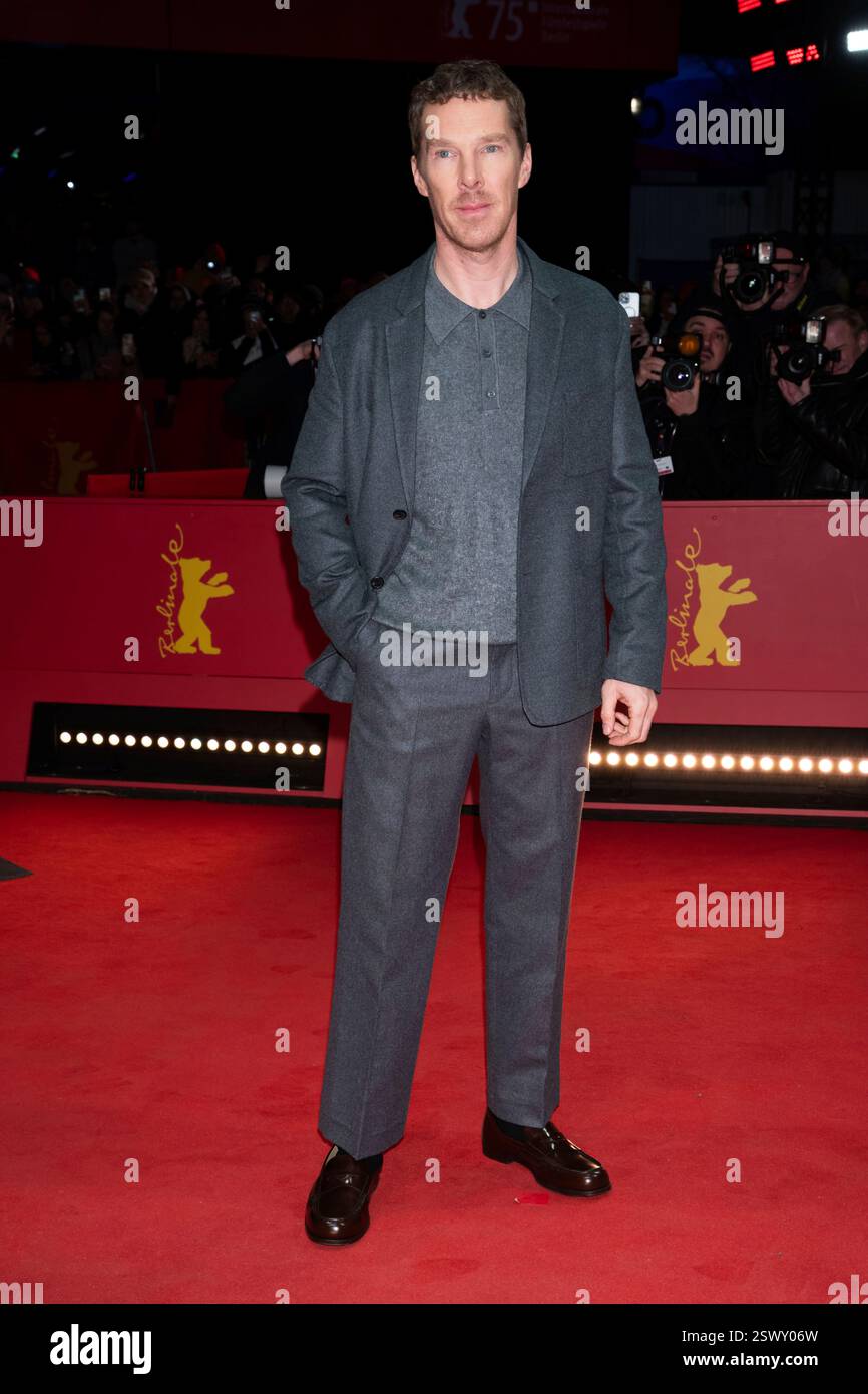 Benedict Cumberbatch poses for photographers upon arrival on the red ...