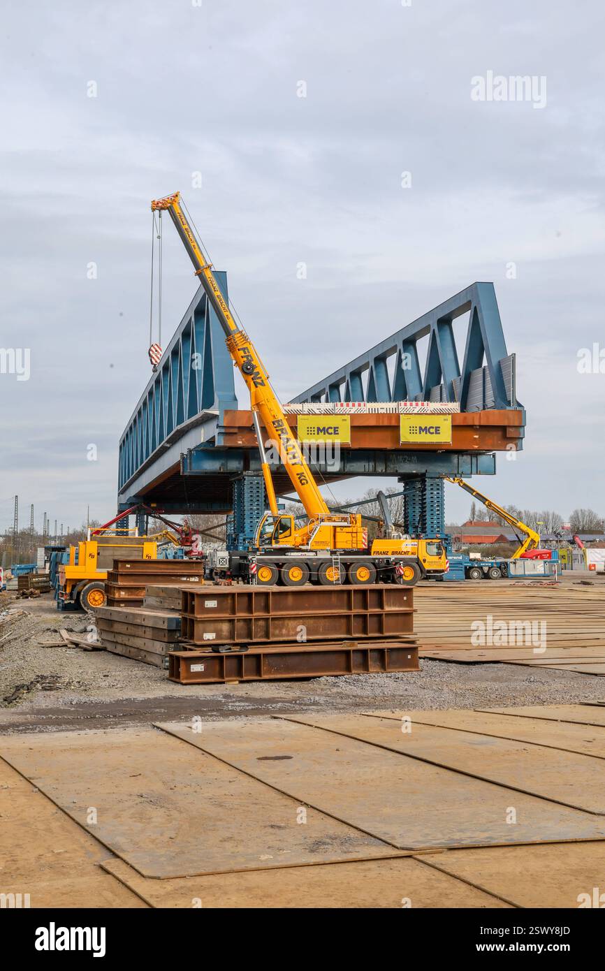 Autobahn A43 - Autobahnbaustelle. Pressetermin - Neue 2400-Tonnen ...