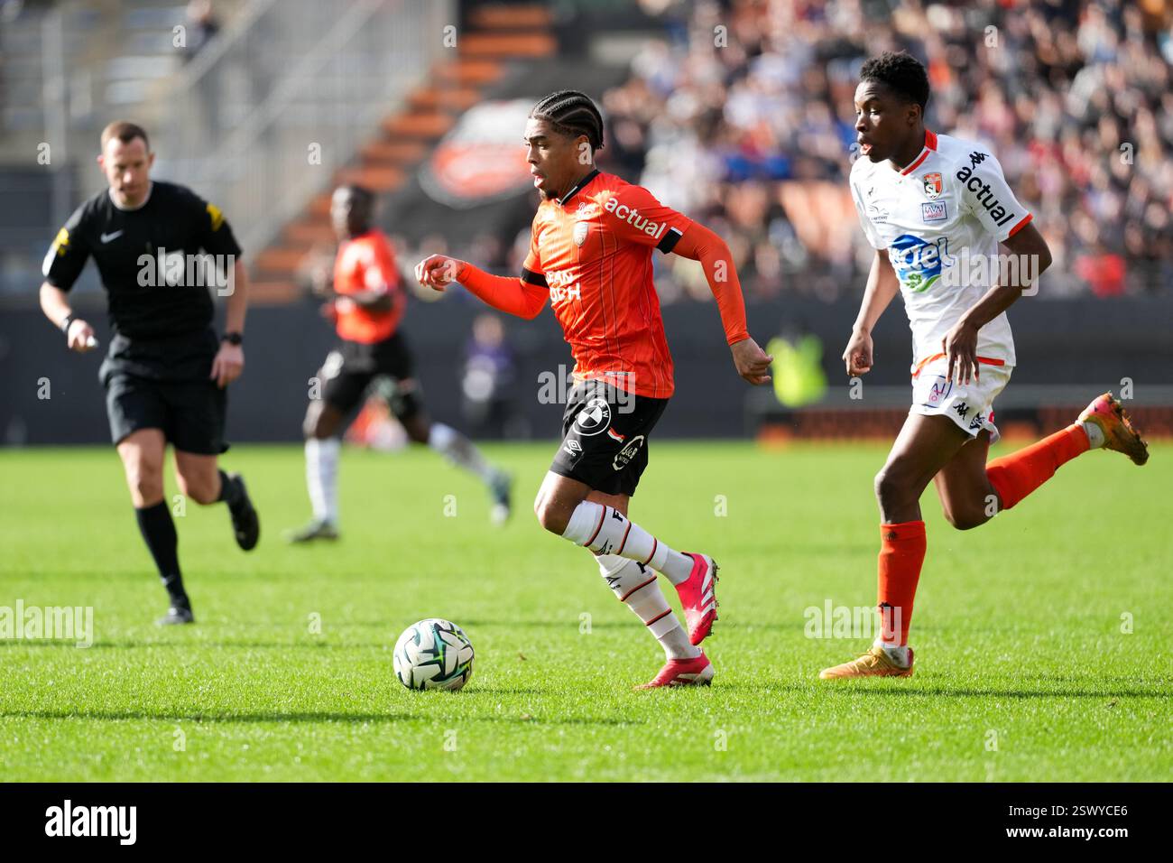 21 Julien PONCEAU (fcl) during the ligue 2 BKT match between Lorient ...