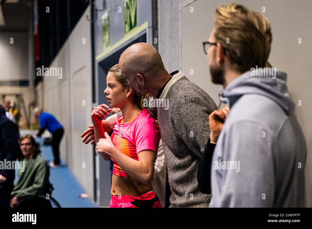 250222 Embla Matilde Njerve of Bergens TF competes in women's pole ...