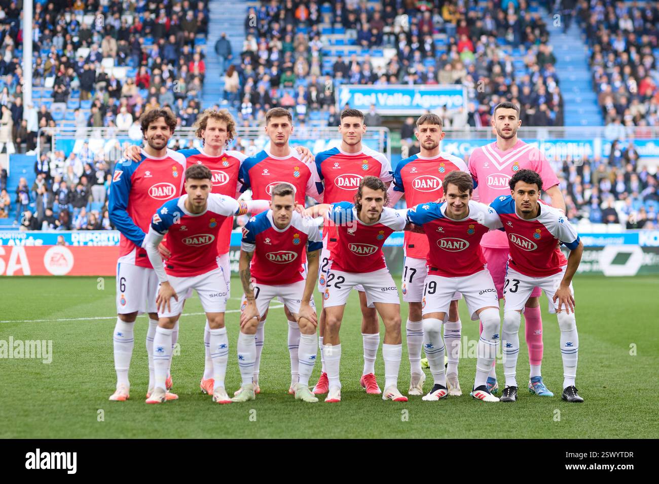 Players of RCD Espanyol line up for a team photo prior to the LaLiga EA ...