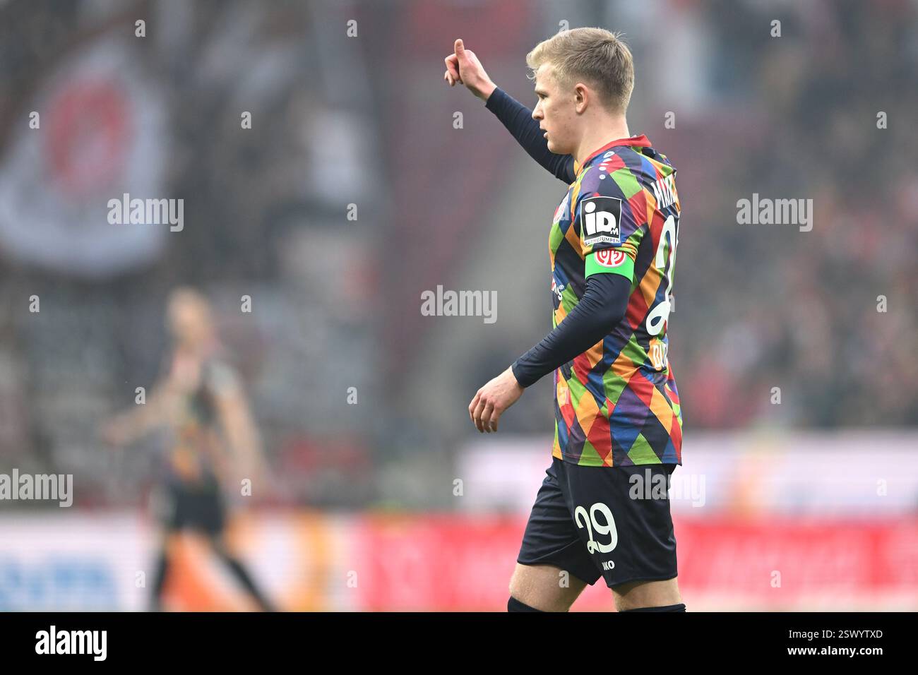 Mainz, Germany. 22nd Feb, 2025. Fussball 1. Bundesliga 23. Spieltag 1. FSV Mainz 05 - FC St ...