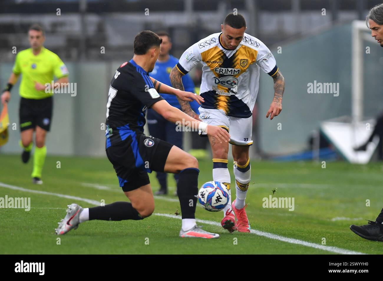 Kevin Piscopo (Juve Stabia) Adrian Rus (Pisa) during AC Pisa vs SS Juve ...