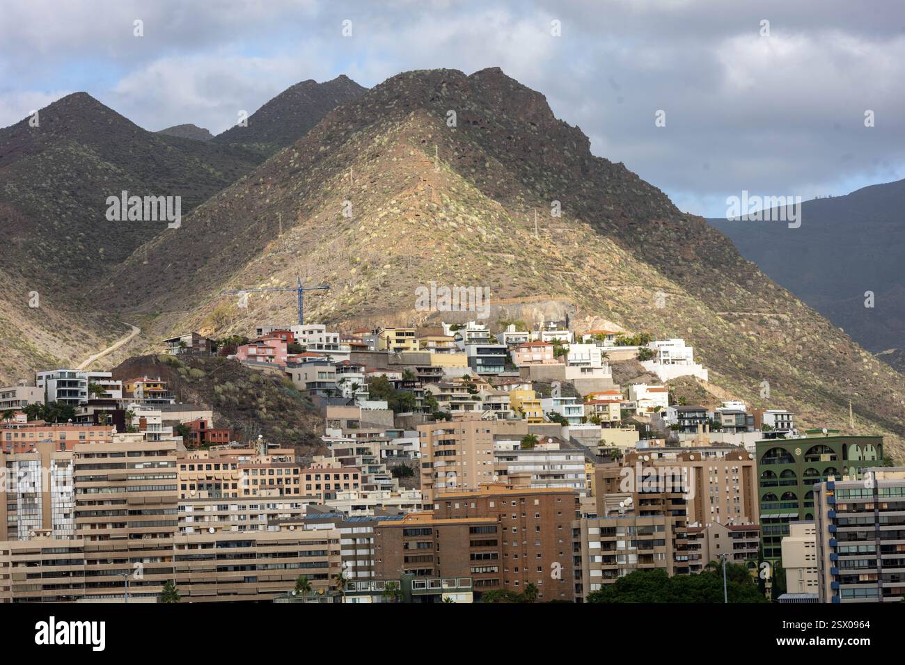 Santa cruz port facilities hi-res stock photography and images - Alamy