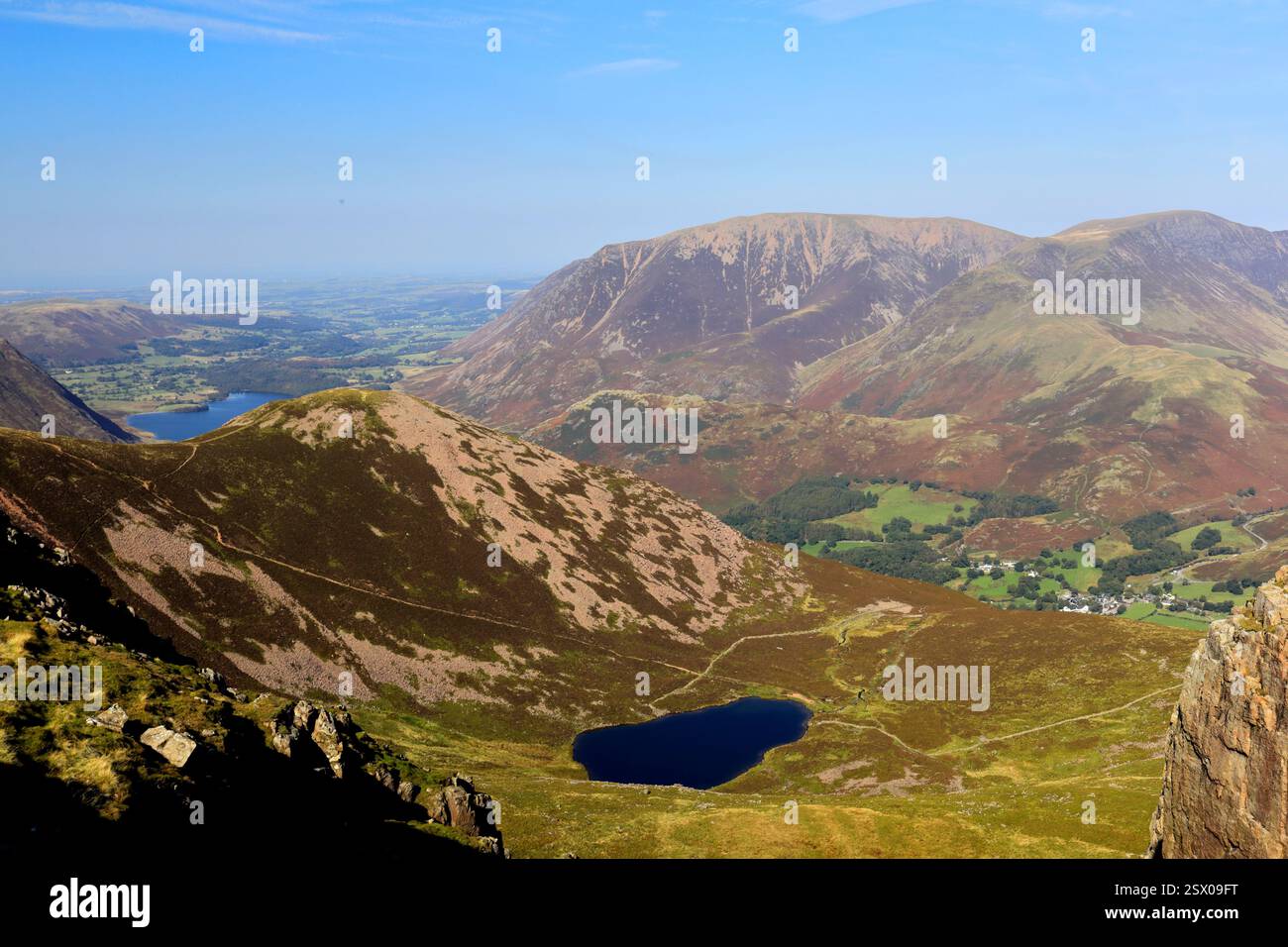 View of Bleaberry tarn and Red Pike fell to Buttermere, Lake District ...