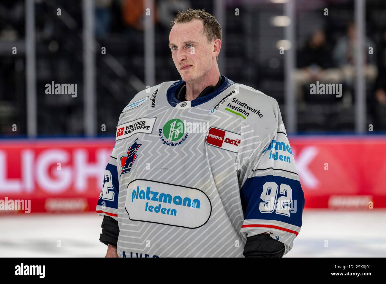 Andreas Jenike (Torwart, Iserlohn Roosters, #92). GER, EHC Red Bull ...