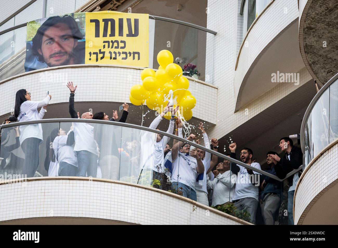 Friends and Family of Israeli released hostage Omer Shem-Tov watch ...