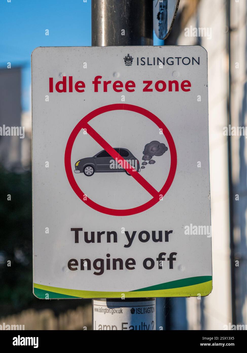 "Idle Free Zone", "Turn your engine off" road sign in Islington, London ...