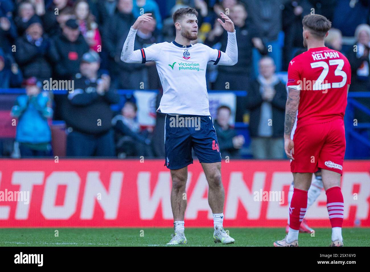 Goal 1-1 John McAtee #45 of Bolton Wanderers F.C.celebrates his goal ...