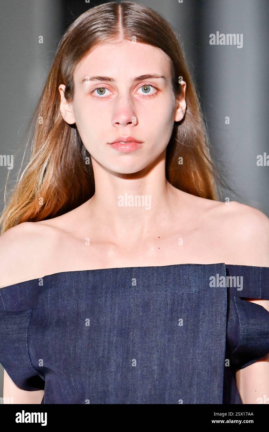 London, UK. 21st Feb, 2025. A model is seen on the runway during the ...