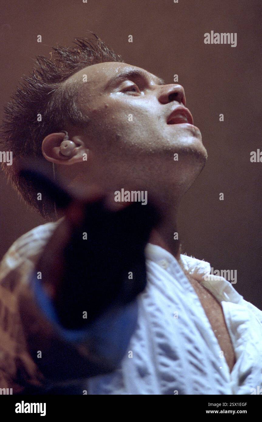 Milan Italy 25/05/1997 : Nek - Filippo Neviani,Italian singer, during ...