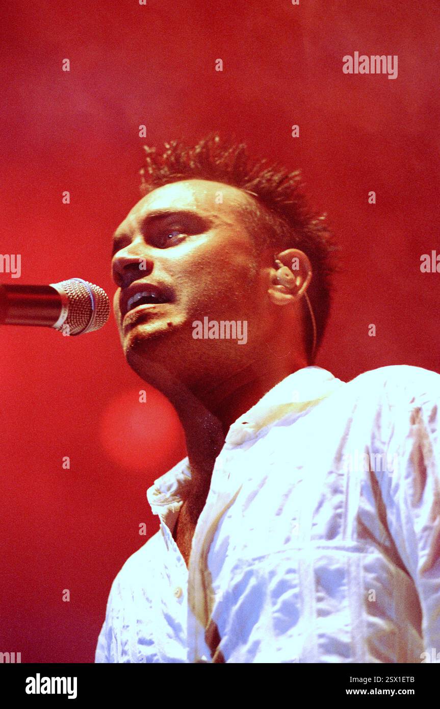 Milan Italy 25/05/1997 : Nek - Filippo Neviani,Italian singer, during ...