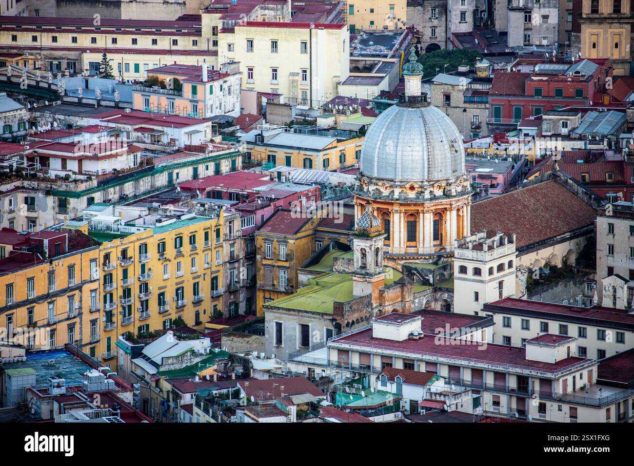 Urban rooftop landscape hi-res stock photography and images - Alamy
