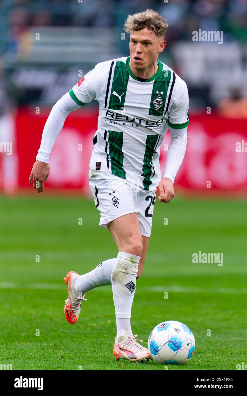 Moenchengladbach, Germany. 22nd Feb, 2025. MOENCHENGLADBACH, GERMANY ...