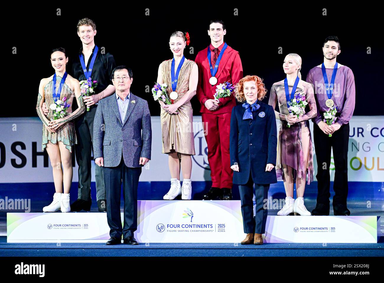 Ice Dance Awards, L-R, Madison CHOCK & Evan BATES (USA) second place ...