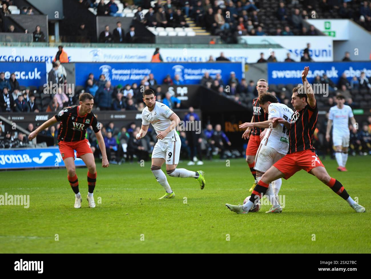 Swansea.com Stadium, Swansea, UK. 22nd Feb, 2025. EFL Championship ...