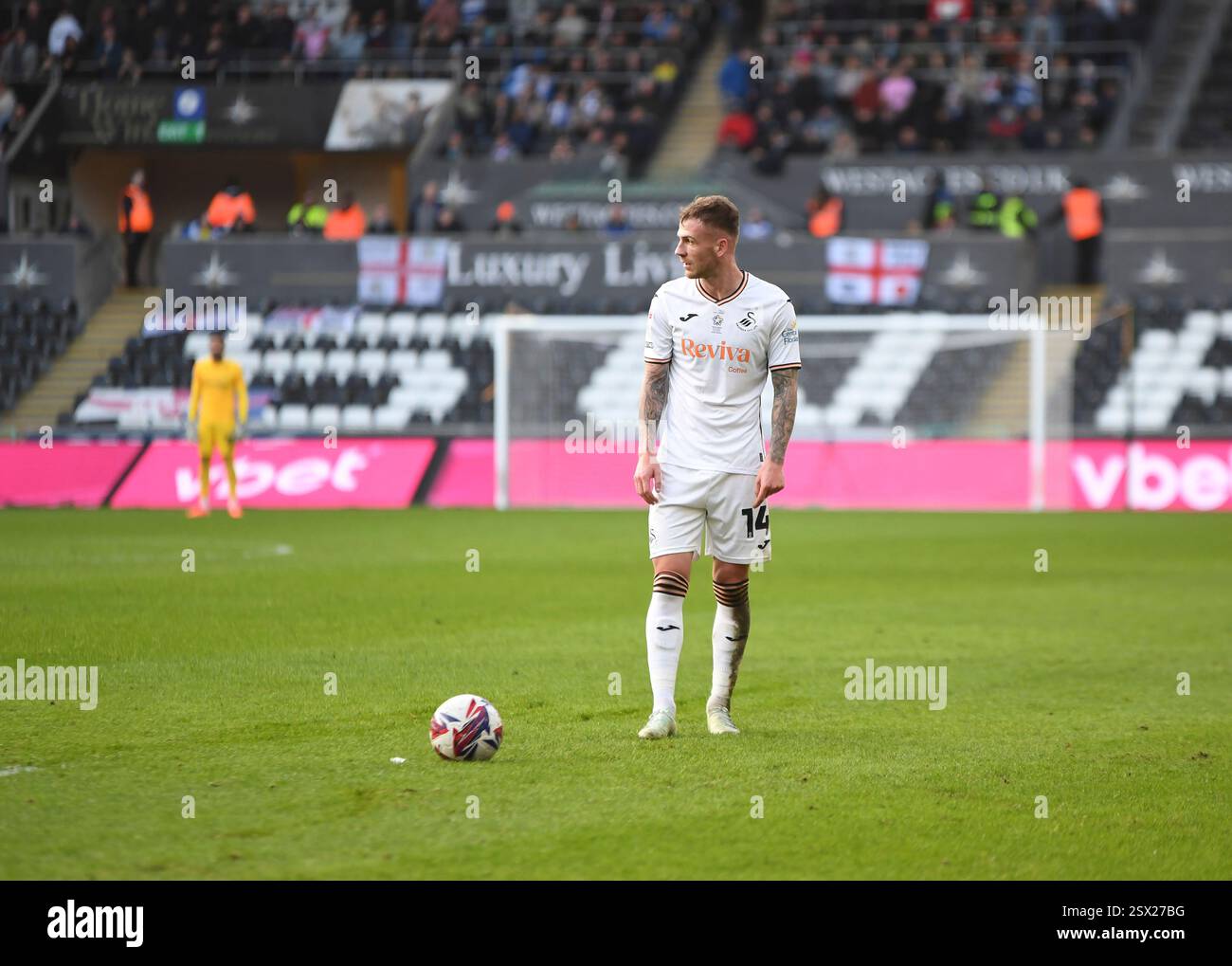 Swansea.com Stadium, Swansea, UK. 22nd Feb, 2025. EFL Championship ...