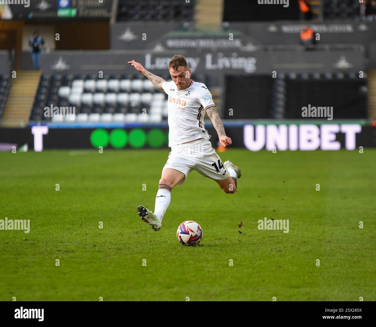 Swansea.com Stadium, Swansea, UK. 22nd Feb, 2025. EFL Championship ...