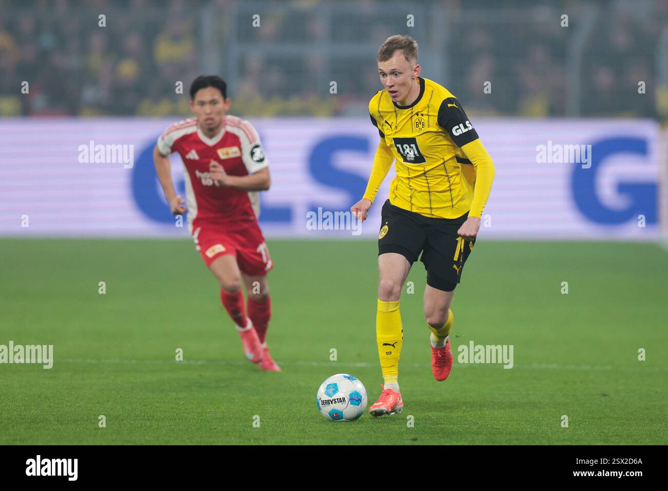 Dortmund, Deutschland. 22nd Feb, 2025. 22.02.2025, 1. Bundesliga, 23 ...
