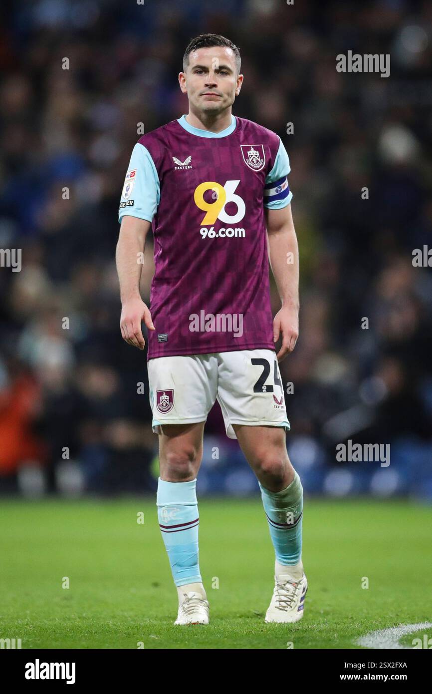 Burnley, UK. 21st Feb, 2025. Burnley midfielder Josh Cullen (24) during ...