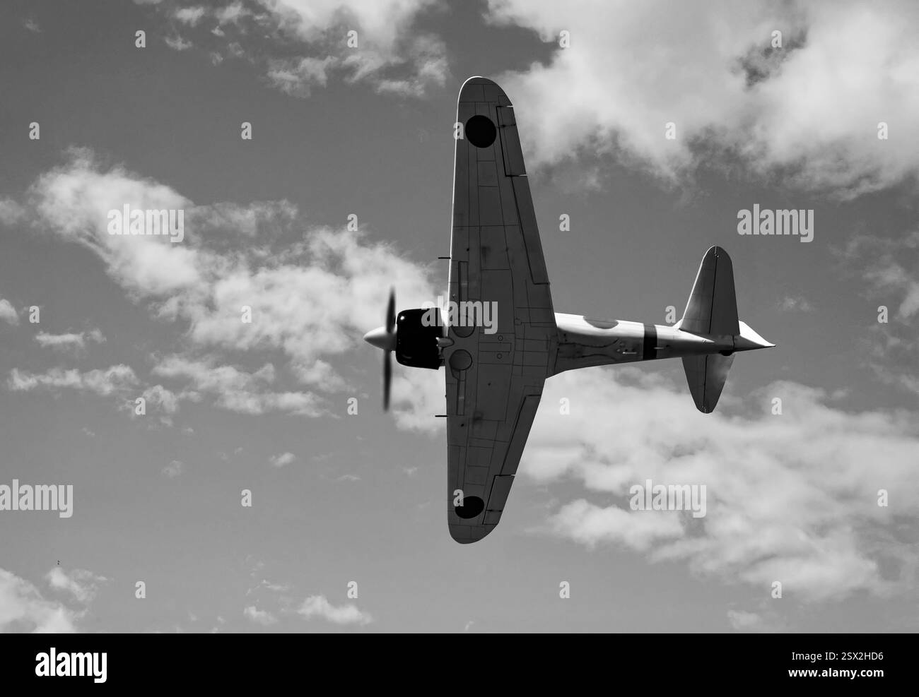 A6M Zero fighter over Washington Stock Photo - Alamy