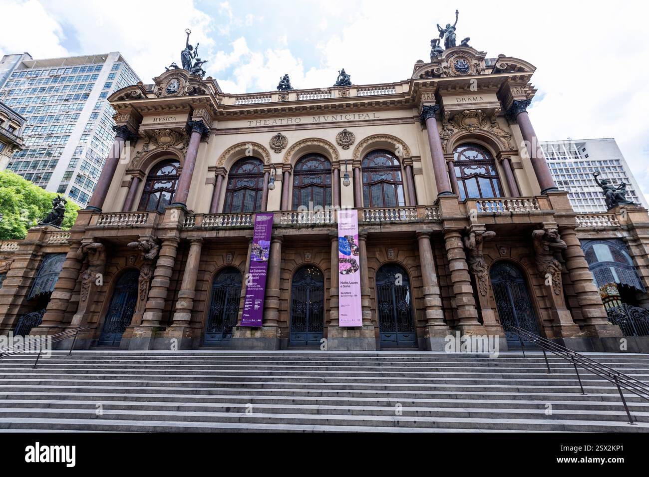 Sao Paulo, Brazil - dec,29 2024: Majestic facade of the Municipal ...