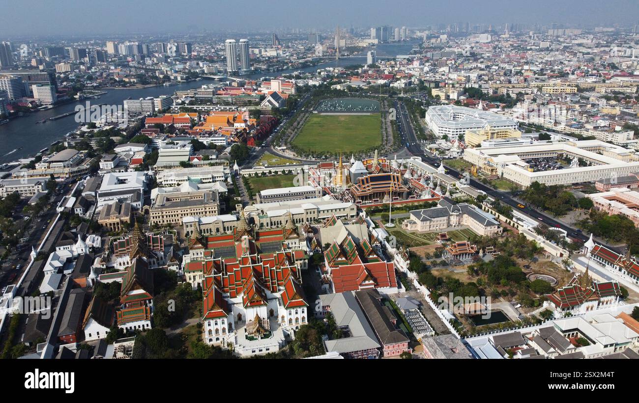 Grand Palace complex in Bangkok, Thailand. The Temple of the Emerald ...