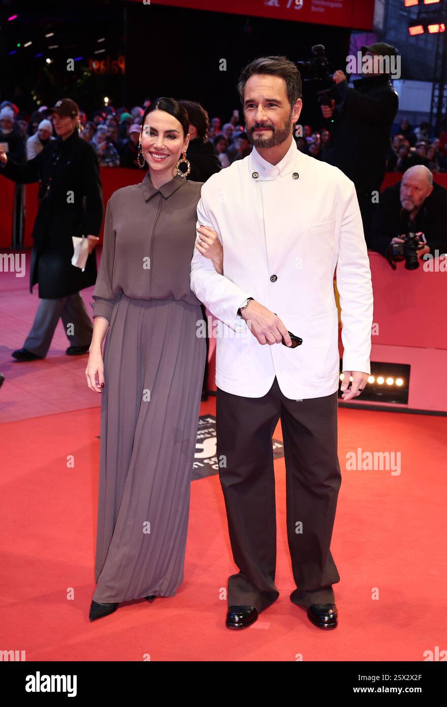 Berlin, Germany. 22nd Feb, 2025. Actor Rodrigo Santoro and his wife ...