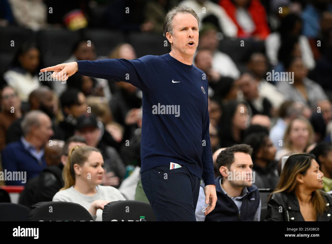 Washington Wizards head coach Brian Keefe in action during the first ...