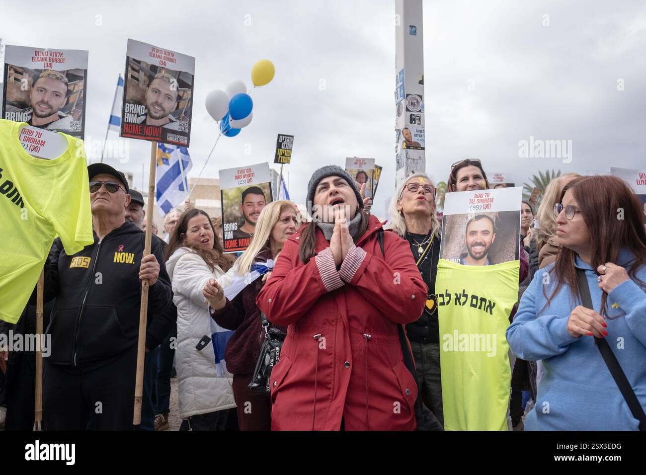 Tel Aviv, Tel Aviv, Israel. 21st Feb, 2025. People watch the release of ...