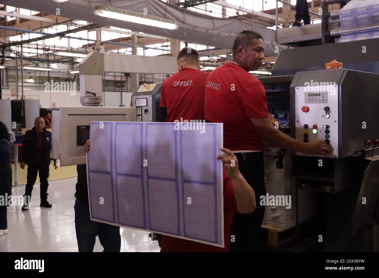 Non Exclusive: Talleres Graficos de Mexico employees check the ballot ...