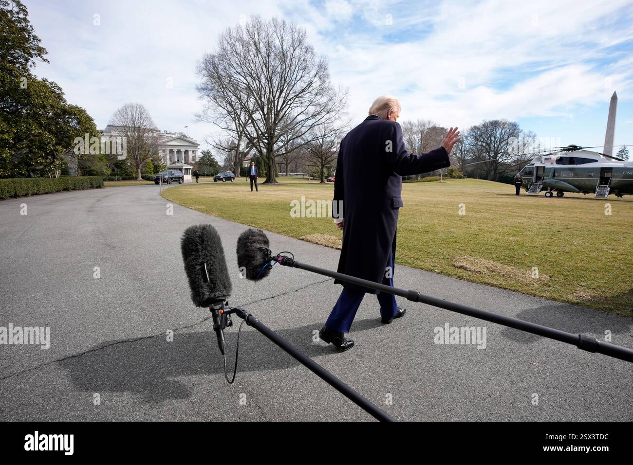 United States President Donald Trump walks to board Marine One ...
