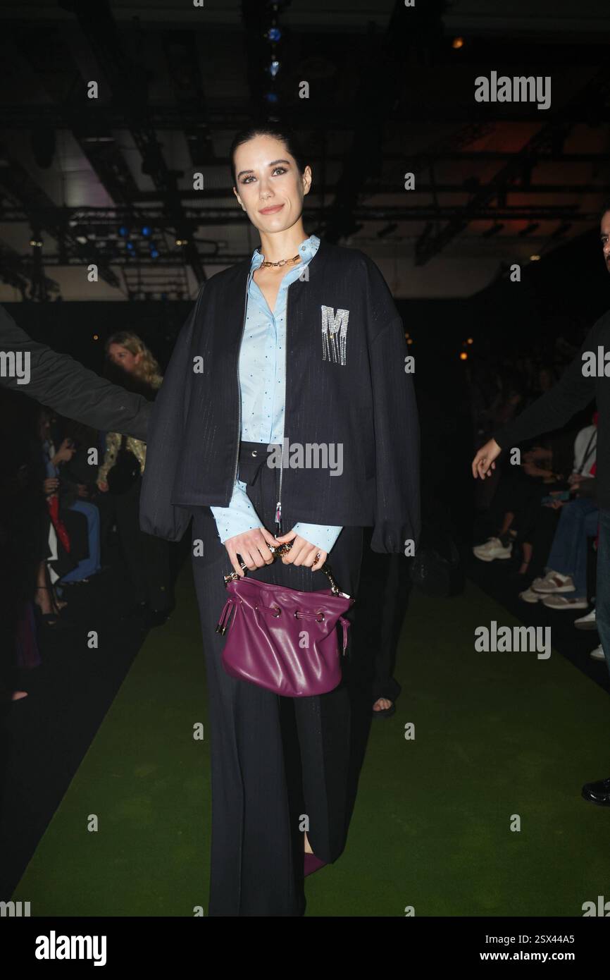 Madrid, Spain. 22nd Feb, 2025. Ella Travolta at the front row of ...