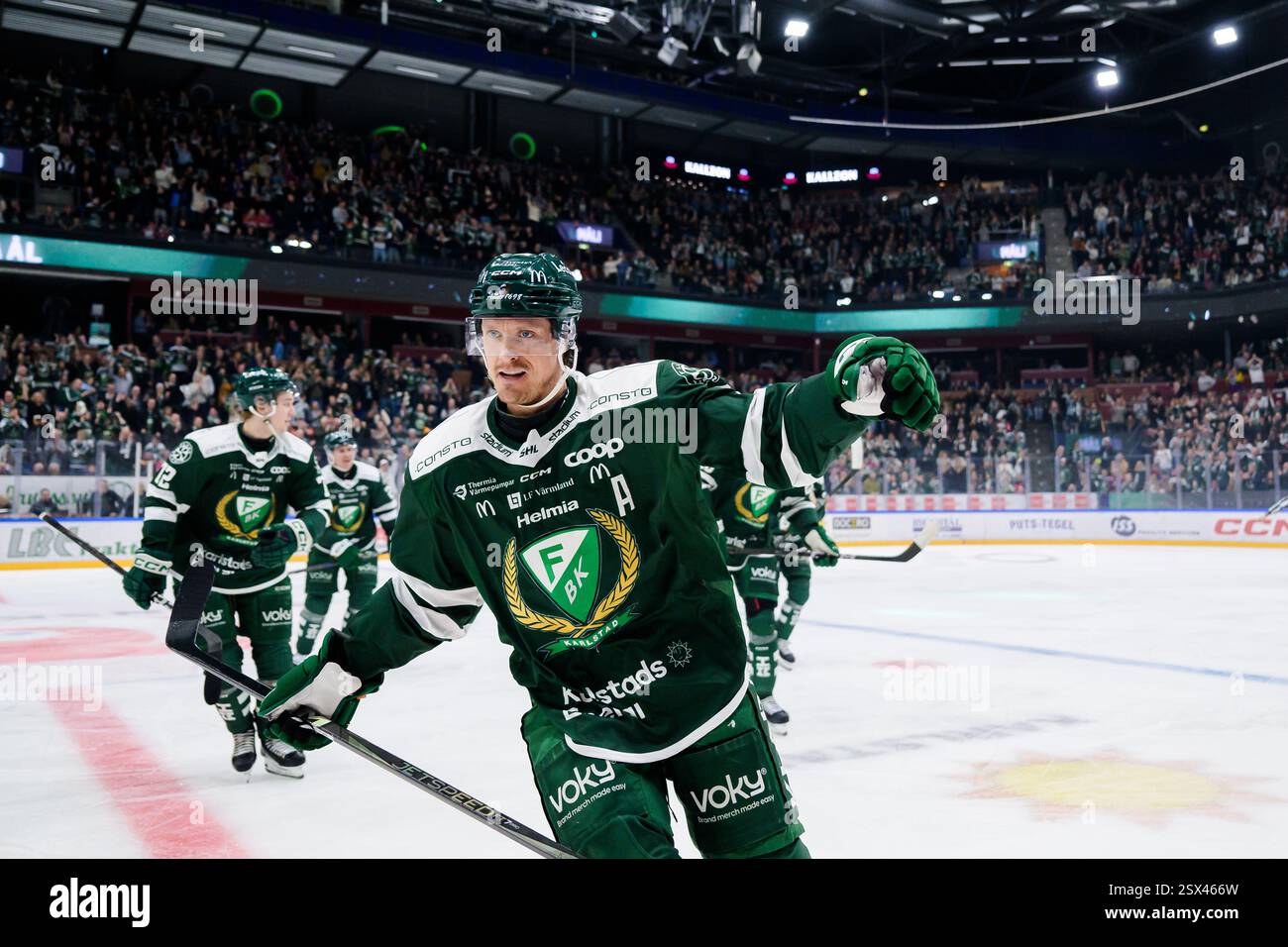 Karlstad, Sverige. 22nd Feb, 2025. 250222 Färjestads Magnus Nygren jublar efter han gjort 1-0 ...