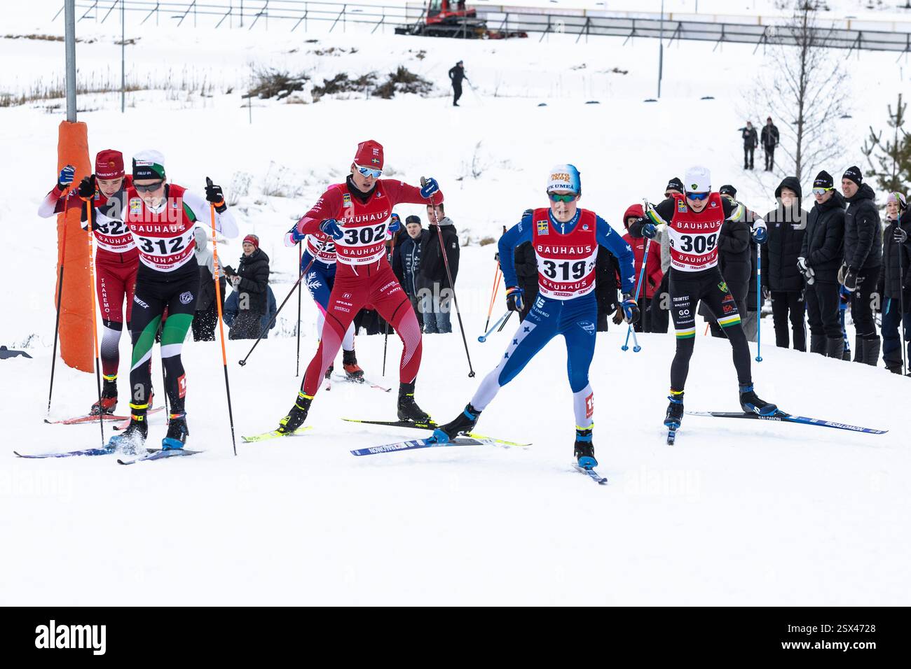 250221 Melker Erlandsson, Tranemo IF Skidklubb och Hugo Enhörning, Falu ...