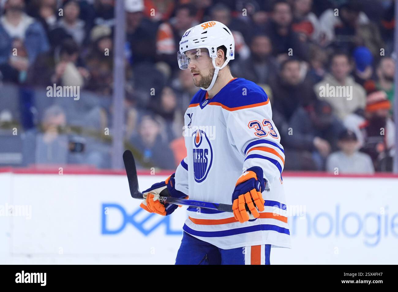 Edmonton Oilers' Viktor Arvidsson plays during an NHL hockey game ...