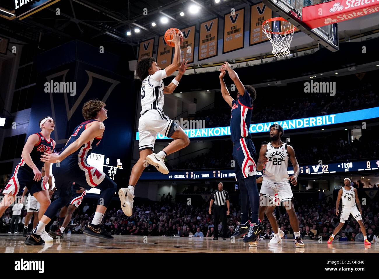 Nashville, Tennessee, USA. 22nd Feb, 2025. Vanderbilt guard Tyler ...