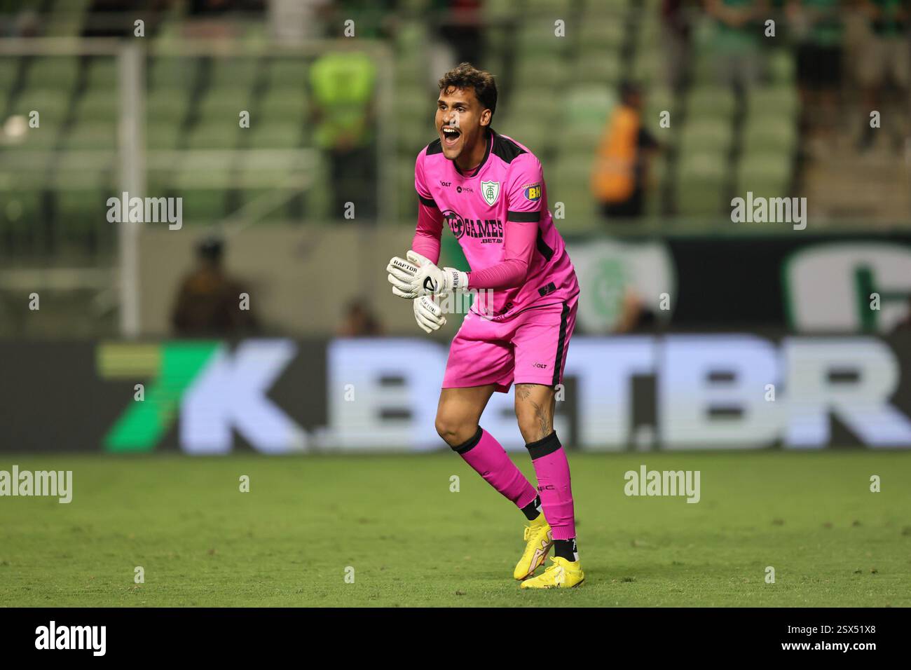 MG - BELO HORIZONTE - 02/22/2025 - MINEIRO 2025, AMERICA-MG x CRUZEIRO ...