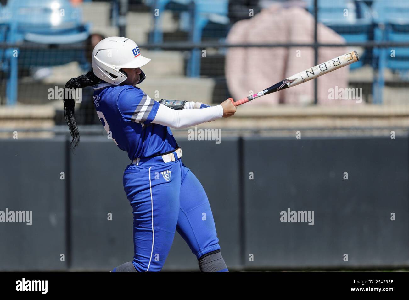 Georgia State's Kiki Edwards (2) hits a single and RBI during an NCAA ...