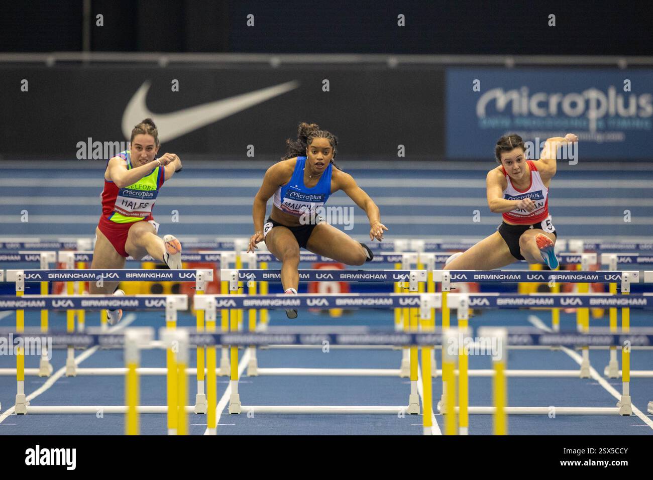 Utilita Arena, Birmingham, England, 22nd February 2025 Etienne Maughan (middle) leads Danielle ...