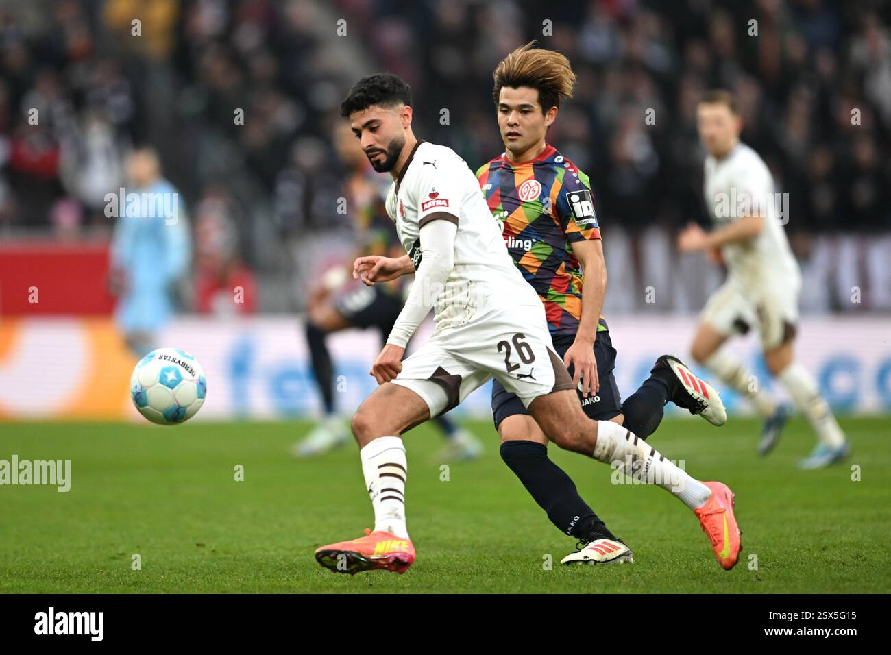 Mainz, Germany. 22nd Feb, 2025. Fussball 1. Bundesliga 23. Spieltag 1. FSV Mainz 05 - FC St ...
